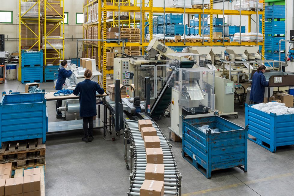 CONFEZIONAMENTO MINUTERIE | Favarin